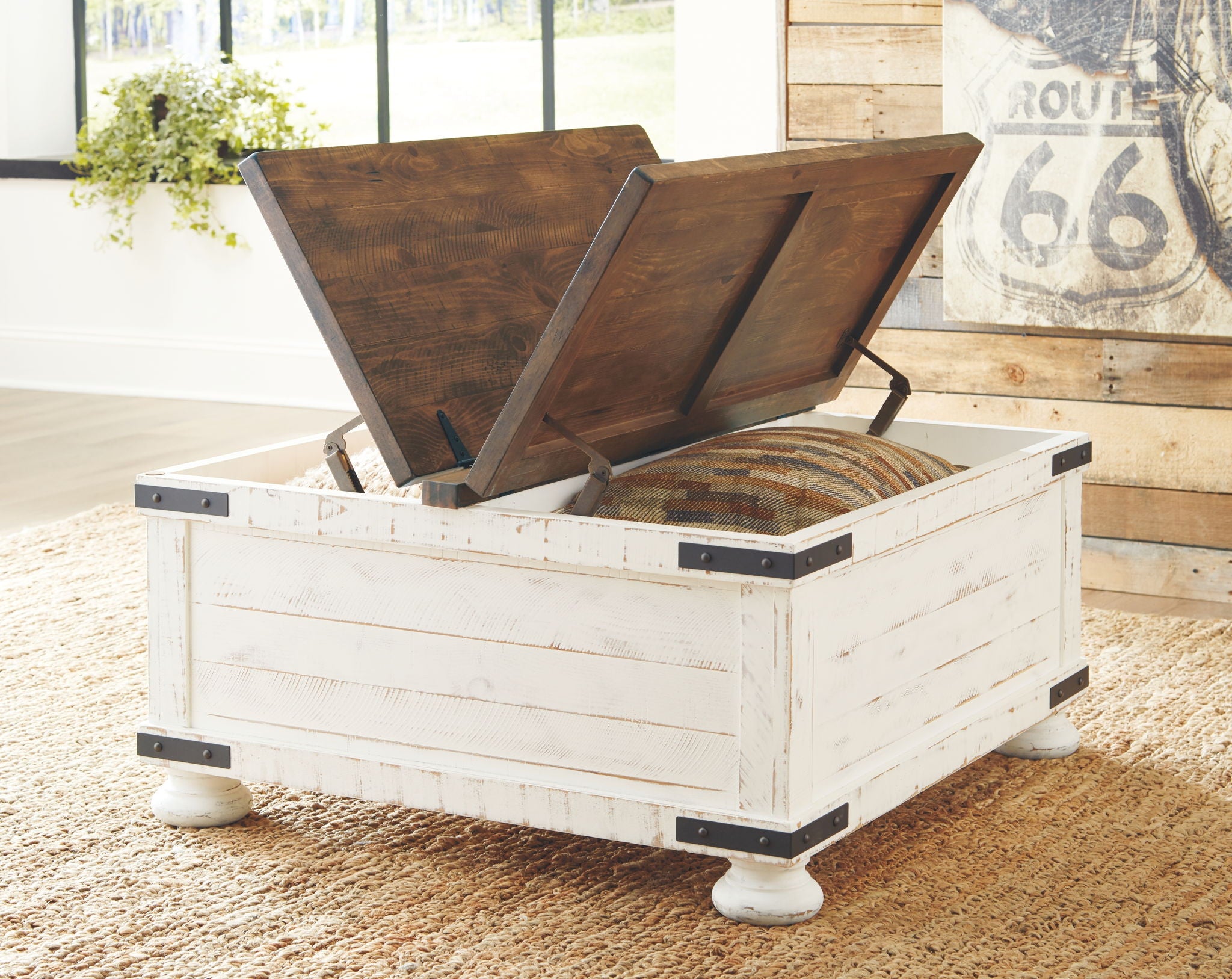 Wystfield Coffee Table - Showhome Furniture