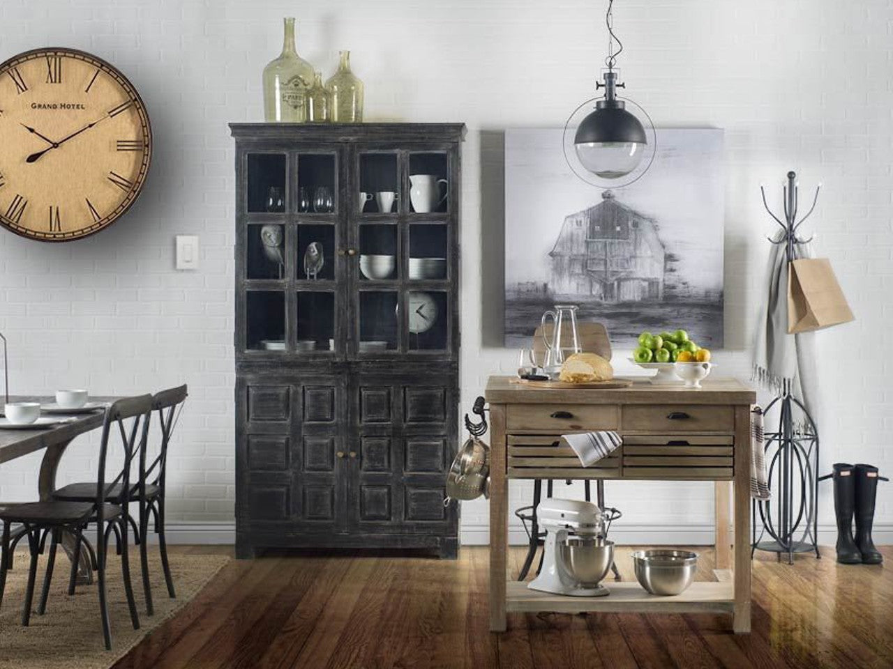 Leighton Pendant Light - Black - Showhome Furniture